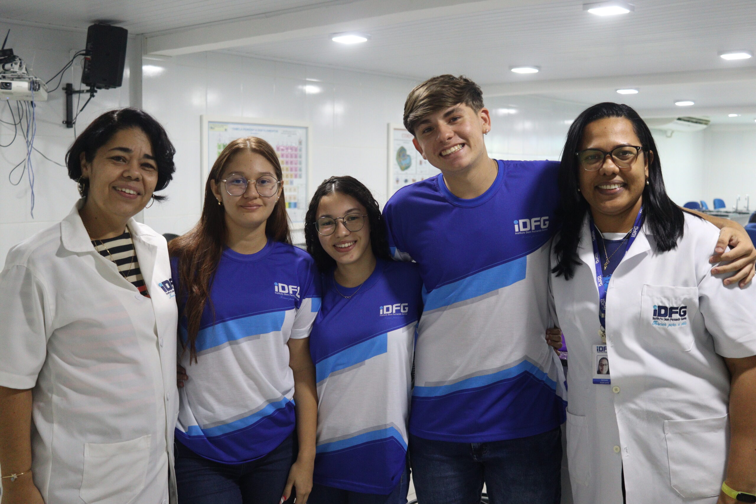 Alunos com projeto “Xô Mosquito” são semifinalistas na maior feira de ...